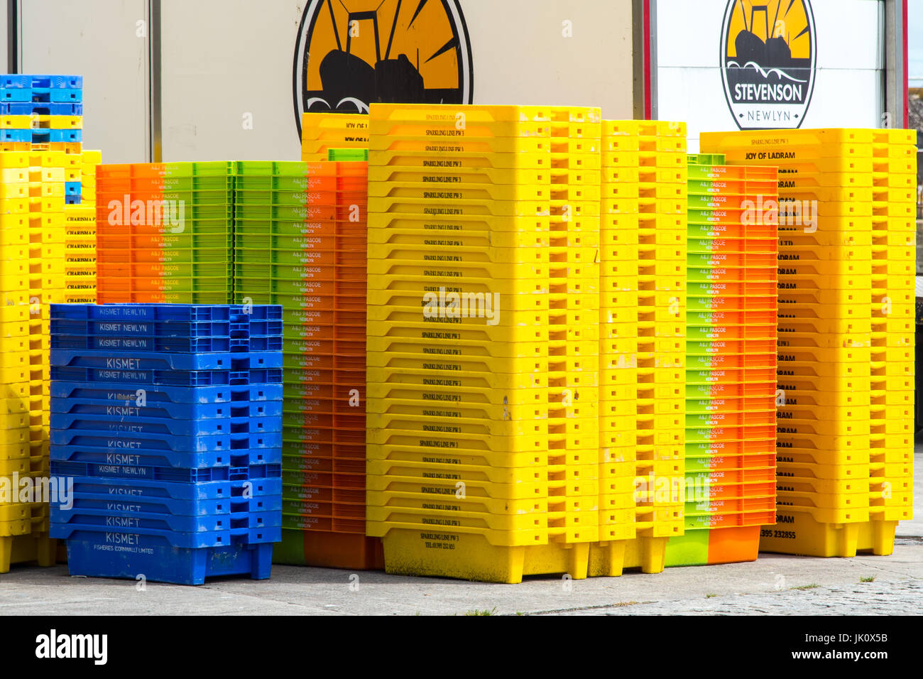 Newlyn fish market hi-res stock photography and images - Alamy