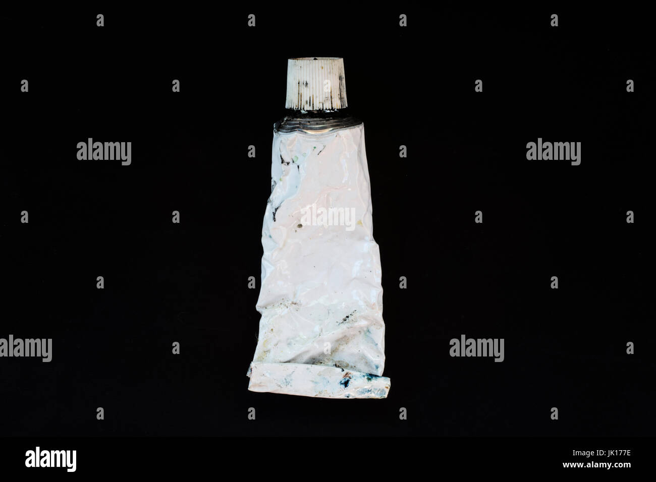 Paint tube hi-res stock photography and images - Alamy