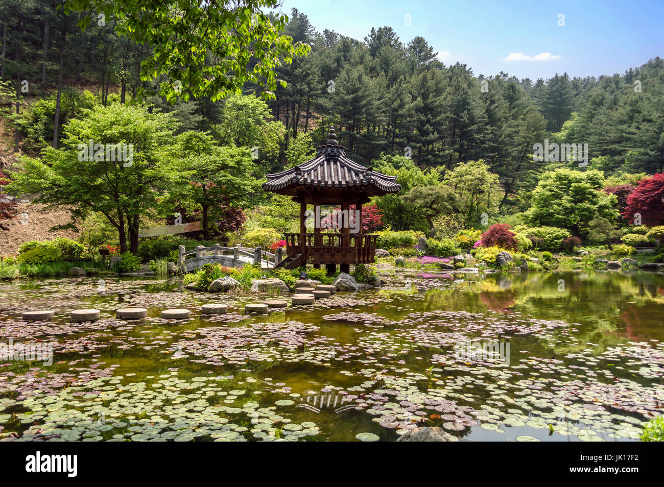 traditional korean pavillion in pond Stock Photo - Alamy