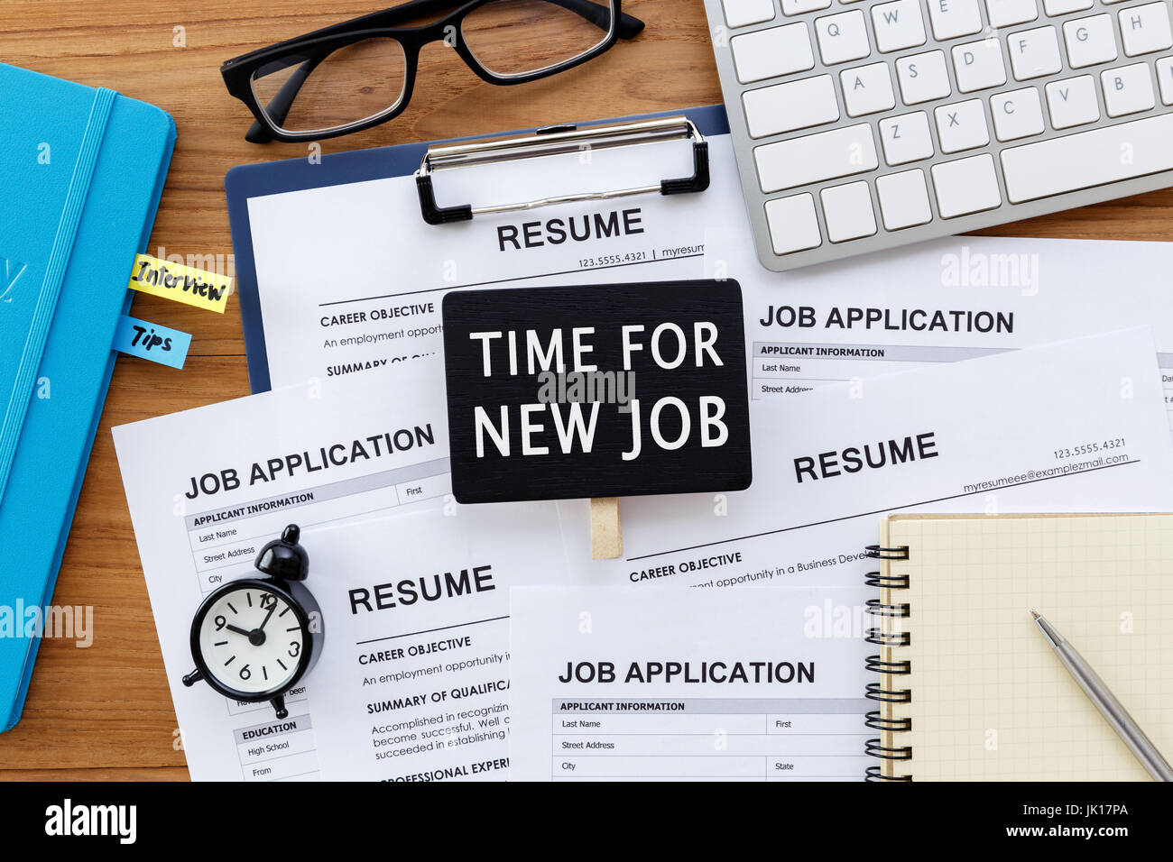 Job applications hi-res stock photography and images - Alamy