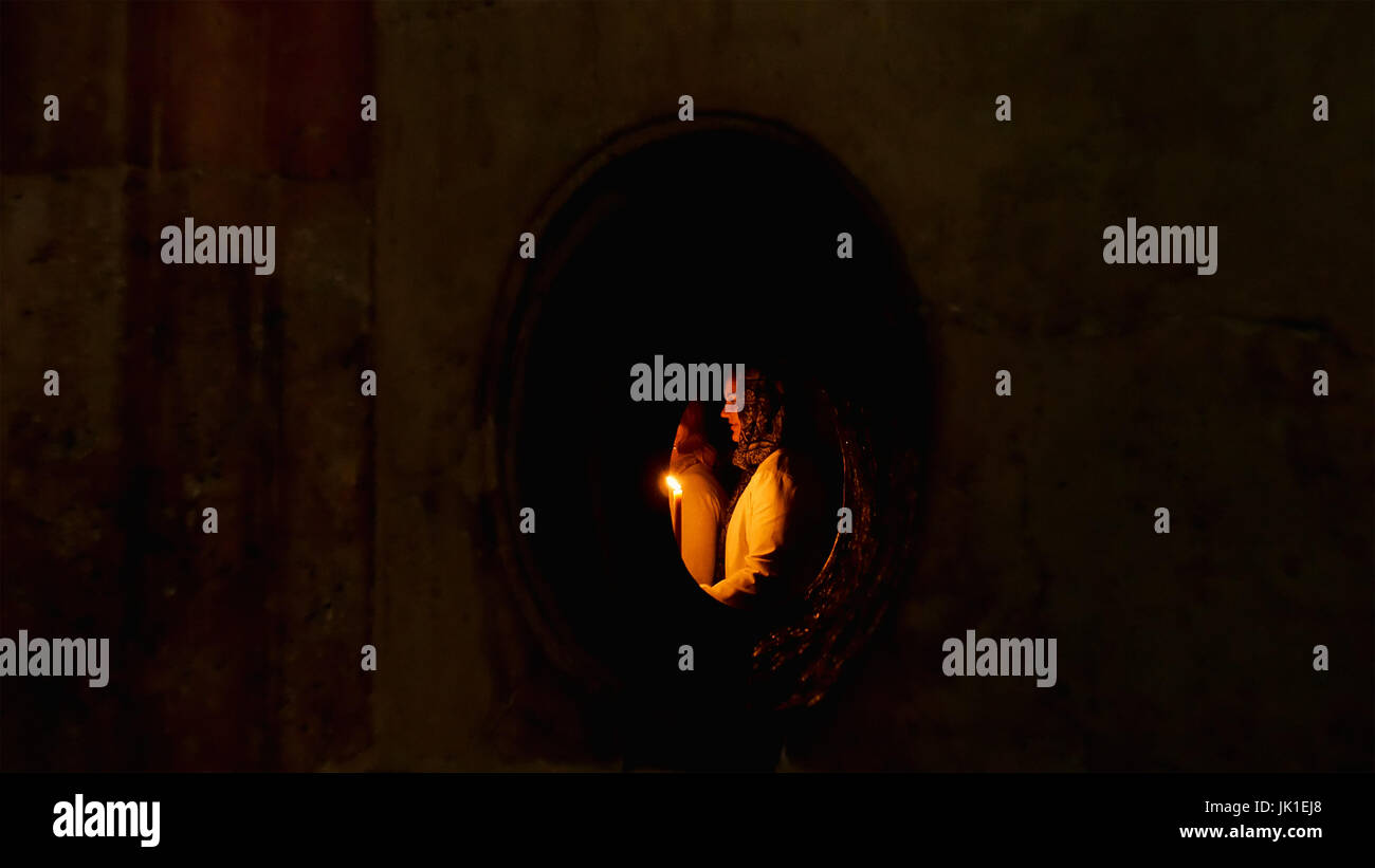 People in the Jesus Empty tomb in Jerusalem Stock Photo - Alamy