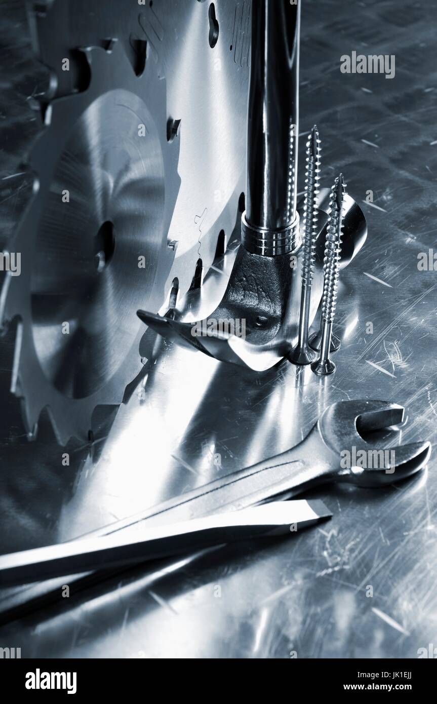 Hammer saw hi-res stock photography and images - Alamy