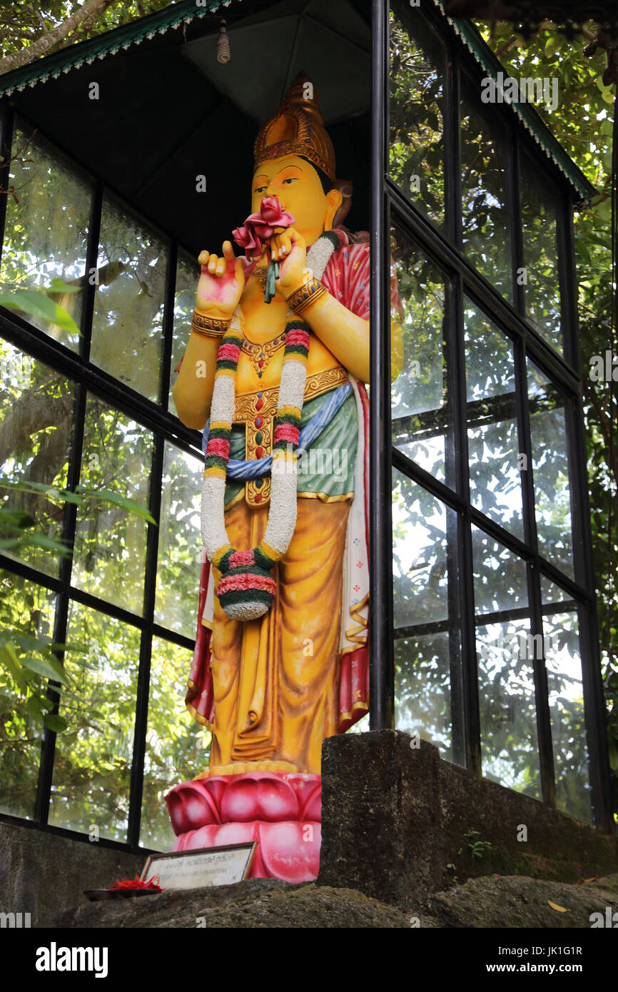 Maithri bodhisattva hi-res stock photography and images - Alamy