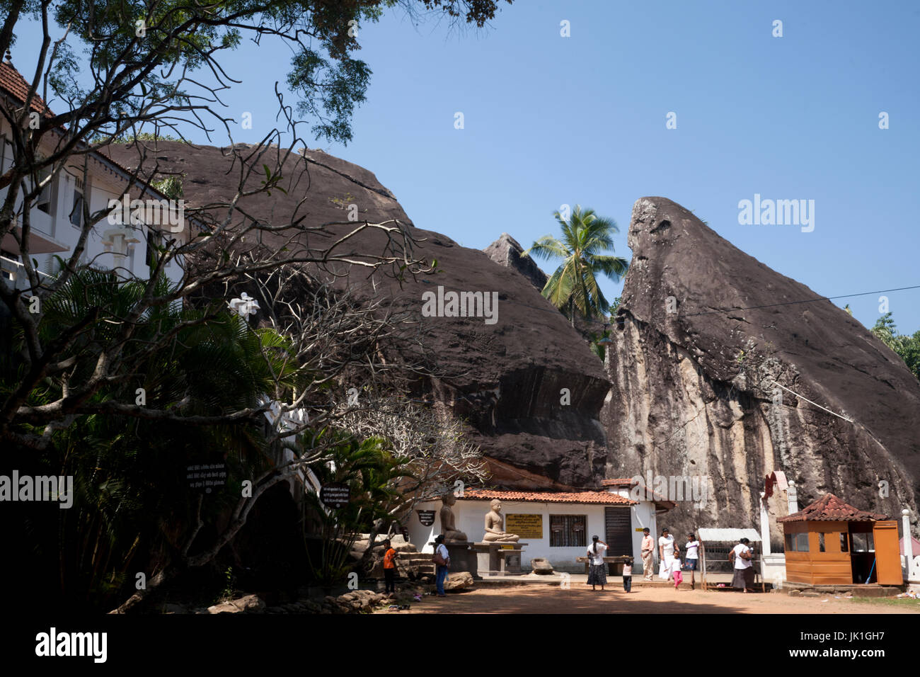 Aluviharaya Rock Cave Temple central province Matale District sri lanka ...