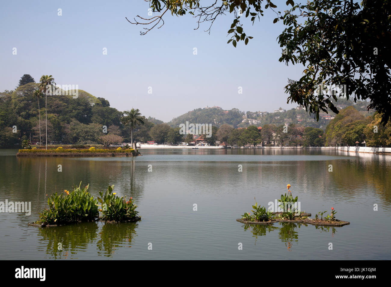 kandy lake kandy central province sri lanka Stock Photo - Alamy