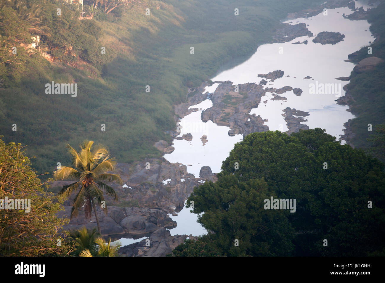 Mahaweli river hi-res stock photography and images - Alamy