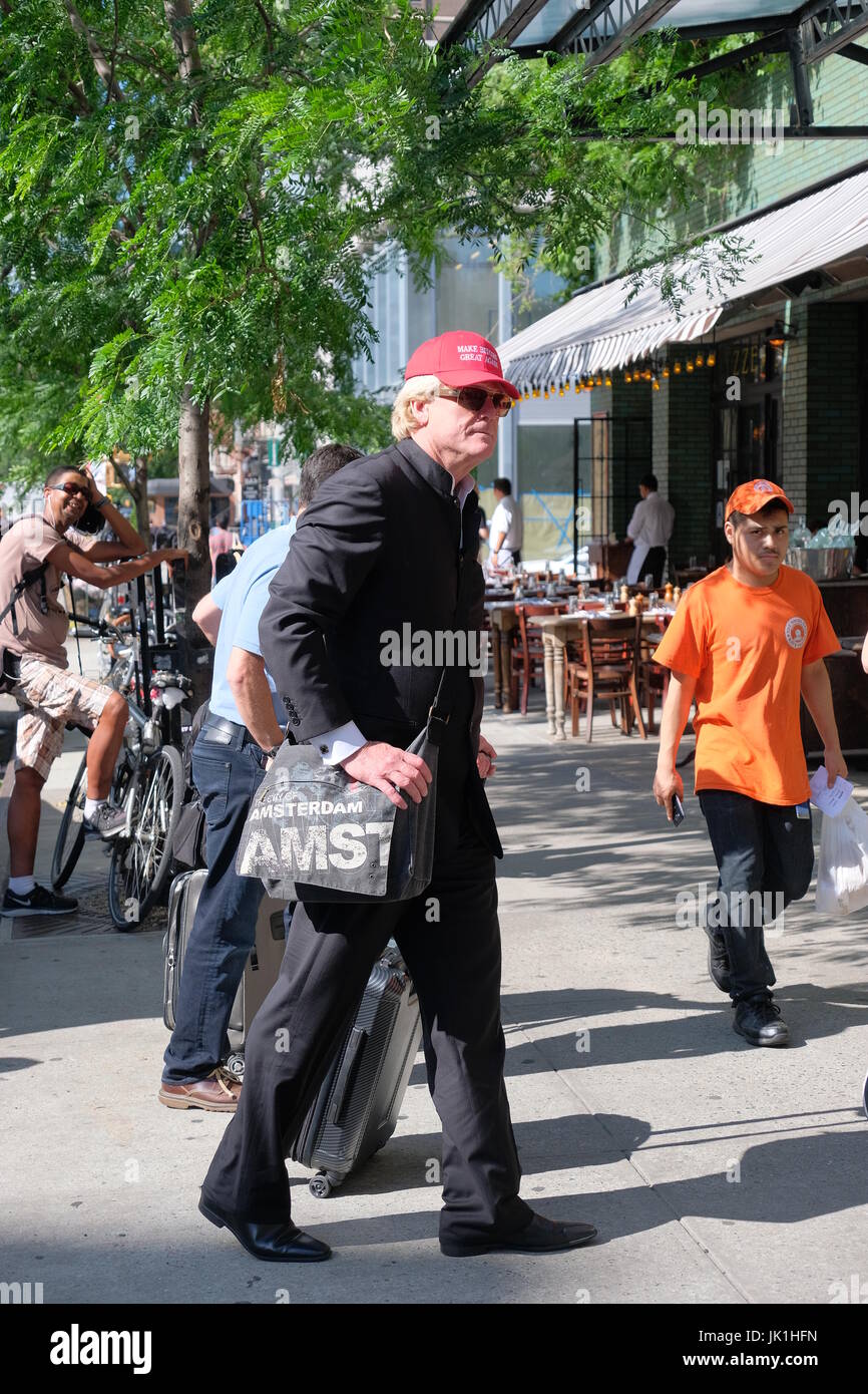 Overstock.com CEO Patrick Byrne leaving his hotel in New York Featuring ...