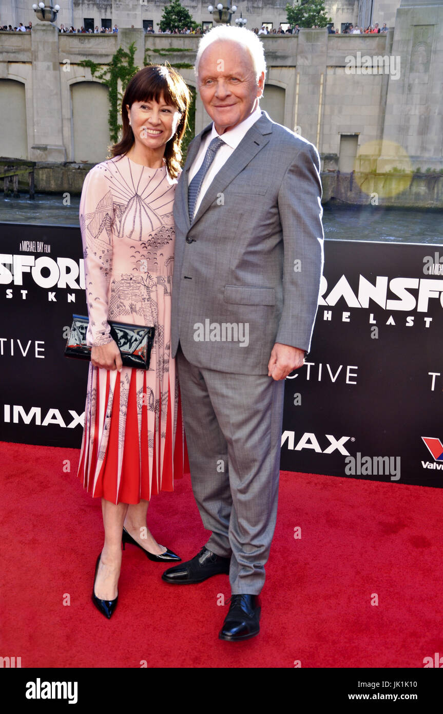 Mrs hopkins hi-res stock photography and images - Alamy