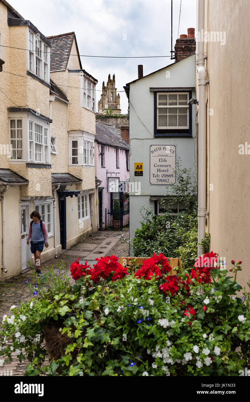 Bath place hotel oxford 17th century hotel hi-res stock photography and ...
