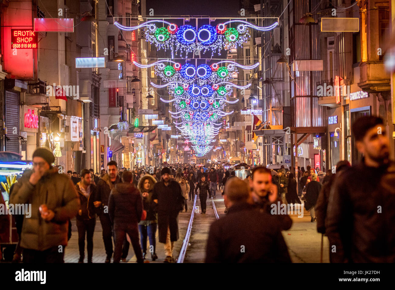 Decorate the streets hi-res stock photography and images - Alamy