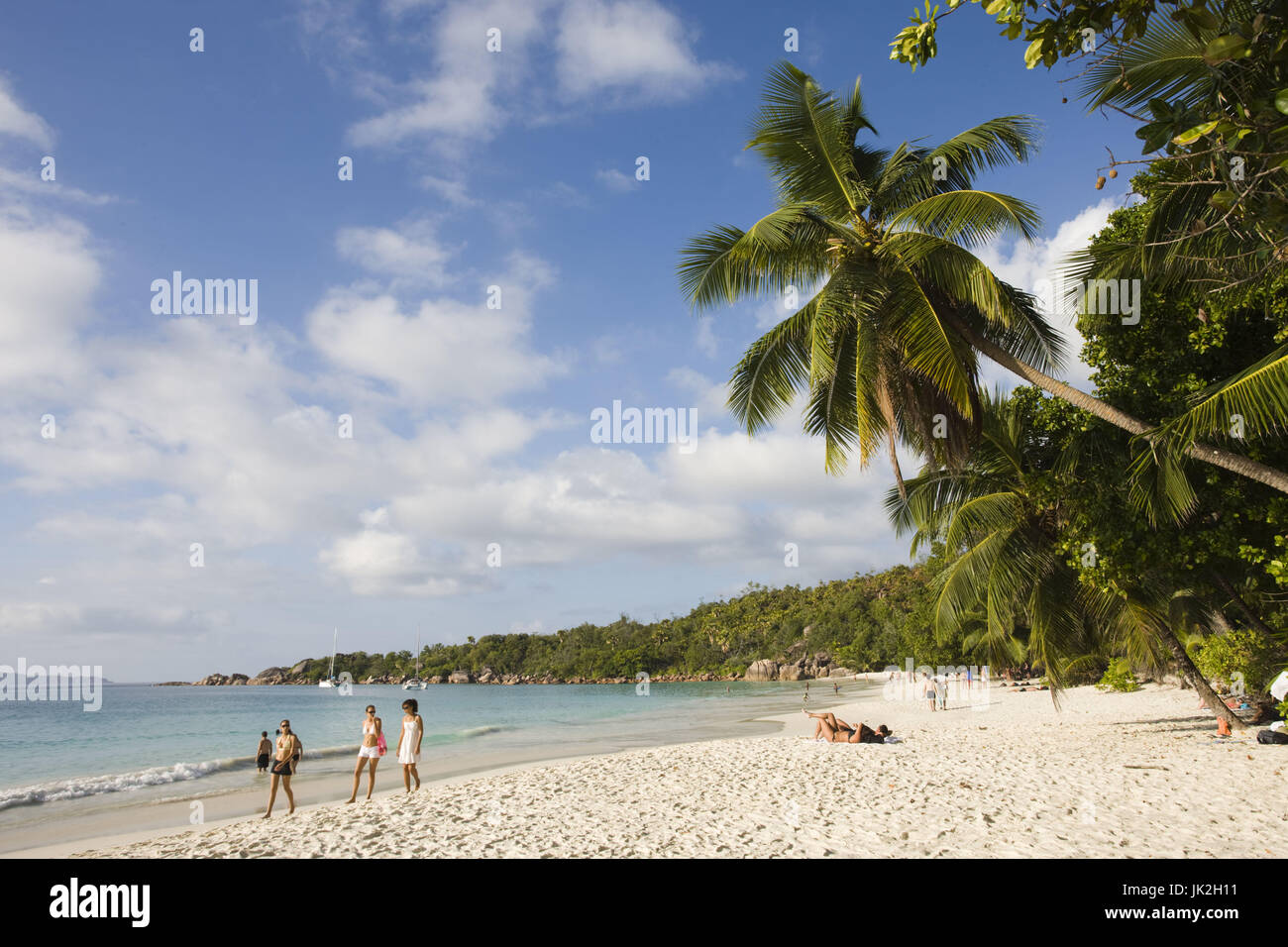 Seychelles, Praslin Island, Chevalier Bay, Anse Lazio beach Stock Photo ...