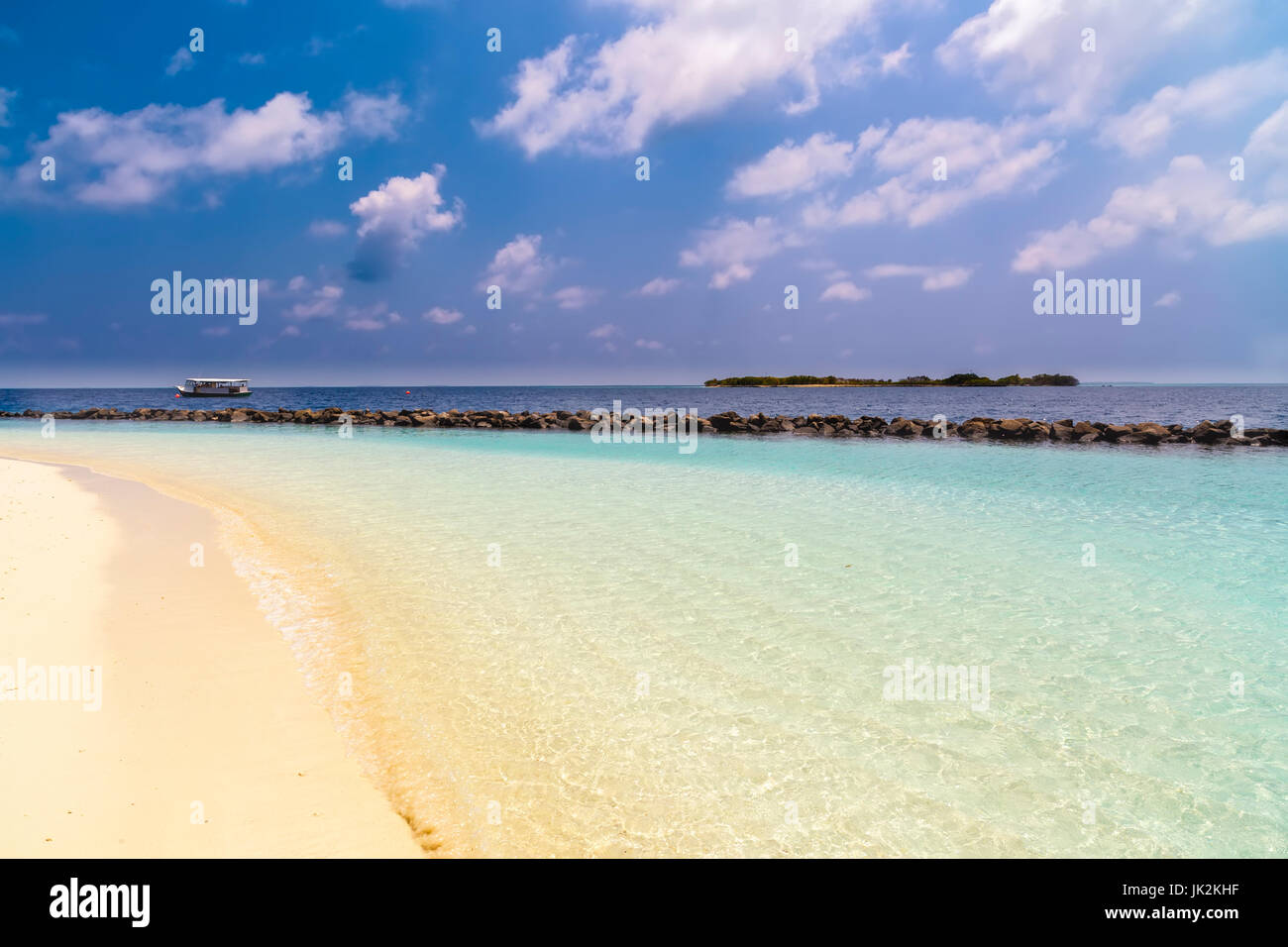 tropical beach with crystal clear water and white sand Stock Photo - Alamy