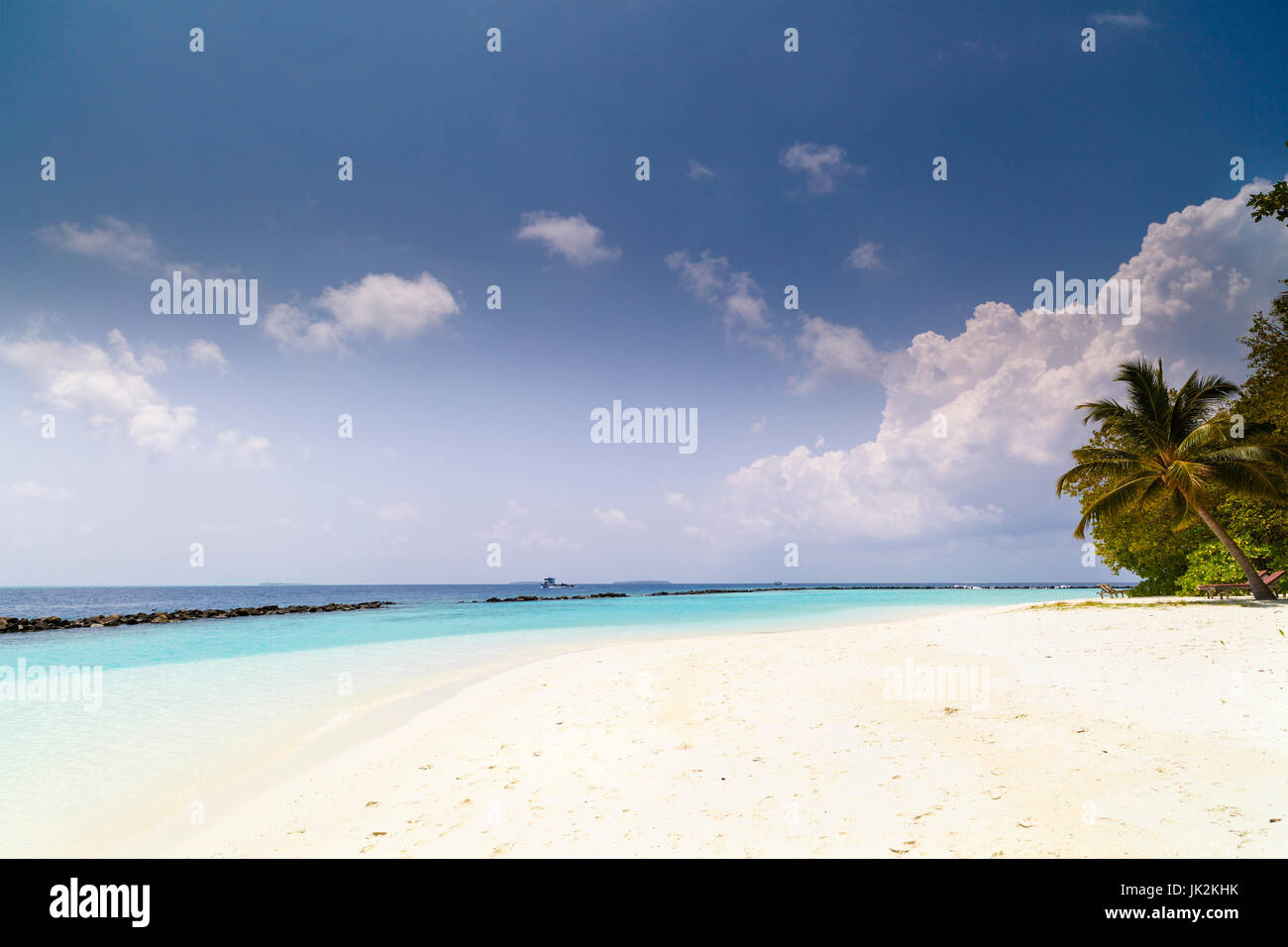 tropical beach with crystal clear water and white sand Stock Photo - Alamy