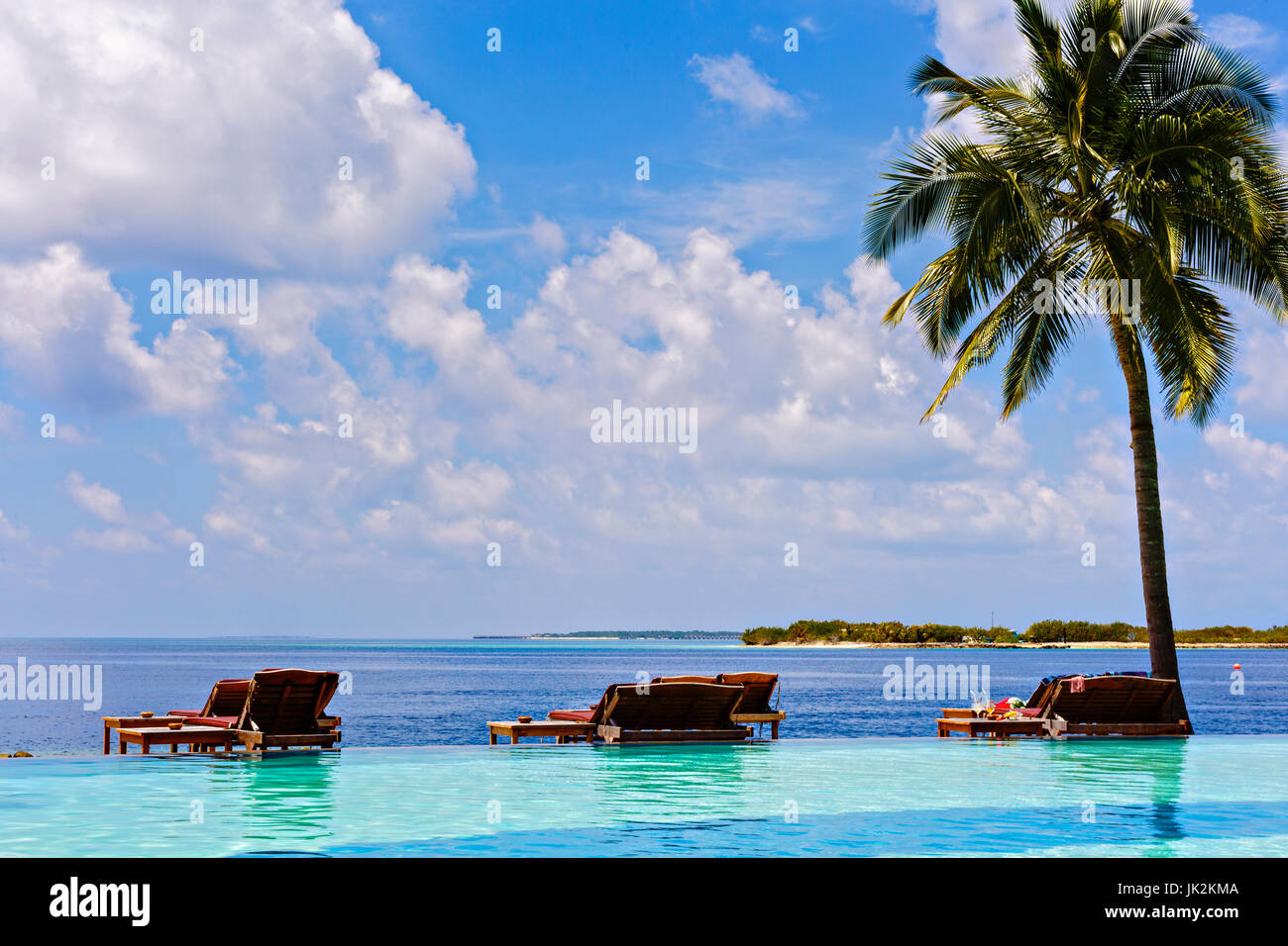 Exotic pool with a beautiful view overlooking ocean Stock Photo - Alamy