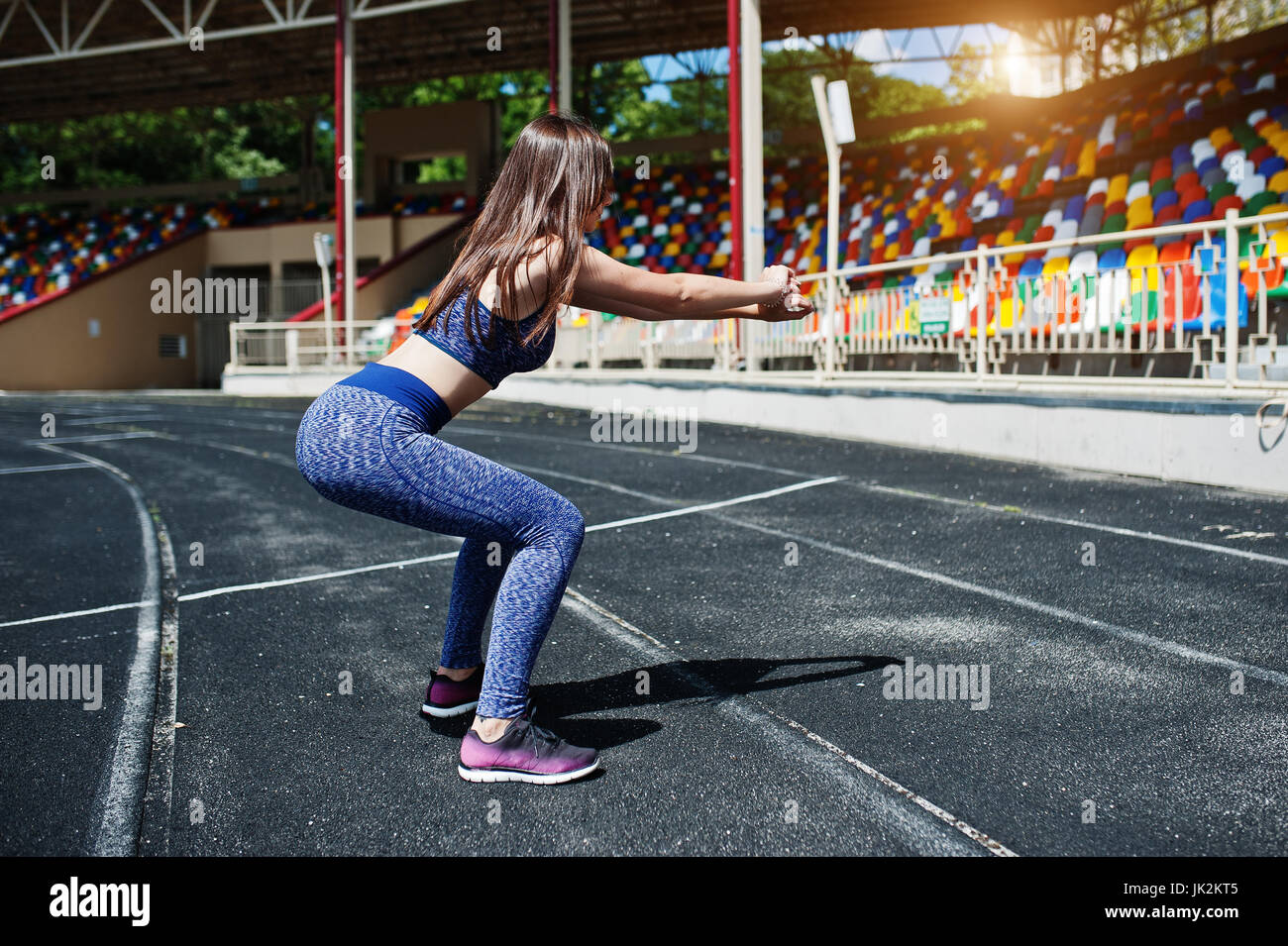 Squats women model hi-res stock photography and images - Alamy
