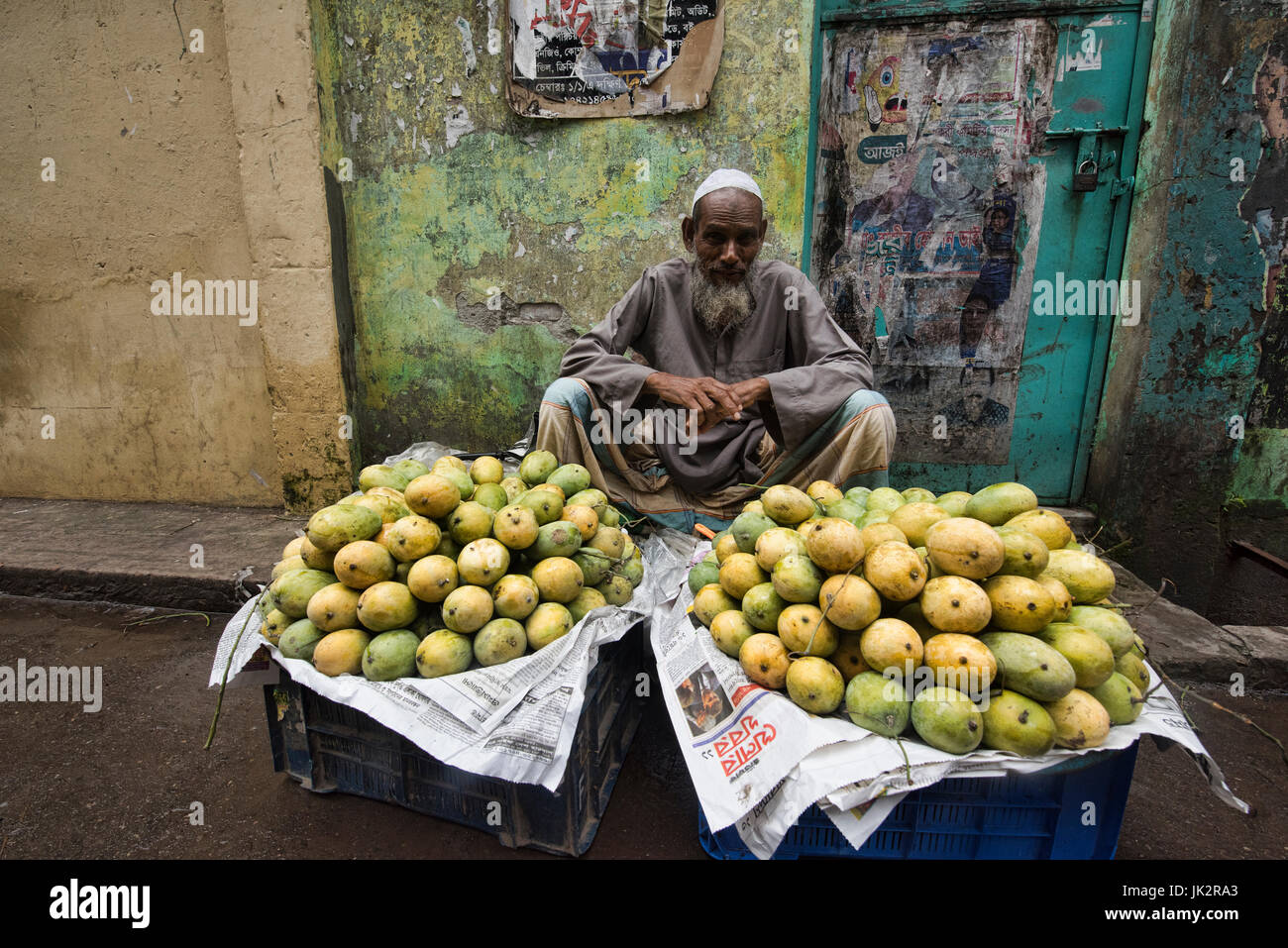 Mango seller, Dhaka, Bangladesh Stock Photo - Alamy