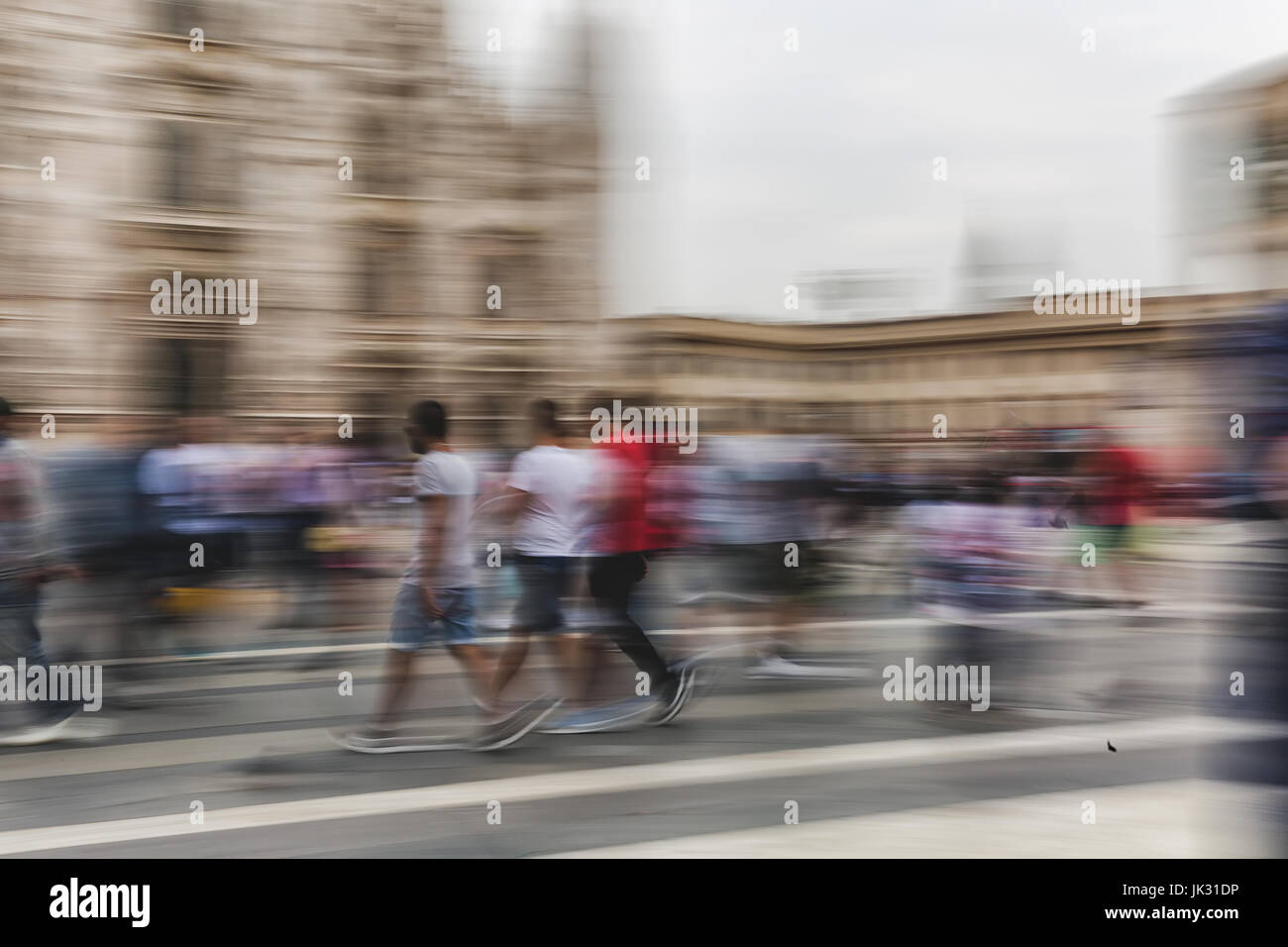 Panning photograph hi-res stock photography and images - Alamy