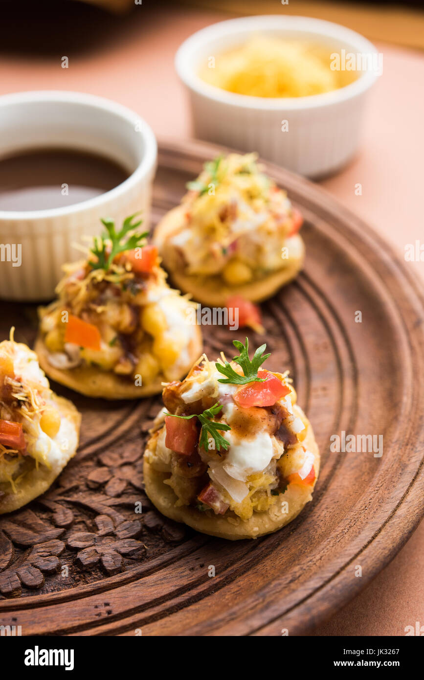 Sev Btata Puri / sev puri / papdi chat - popular indian snacks item ...
