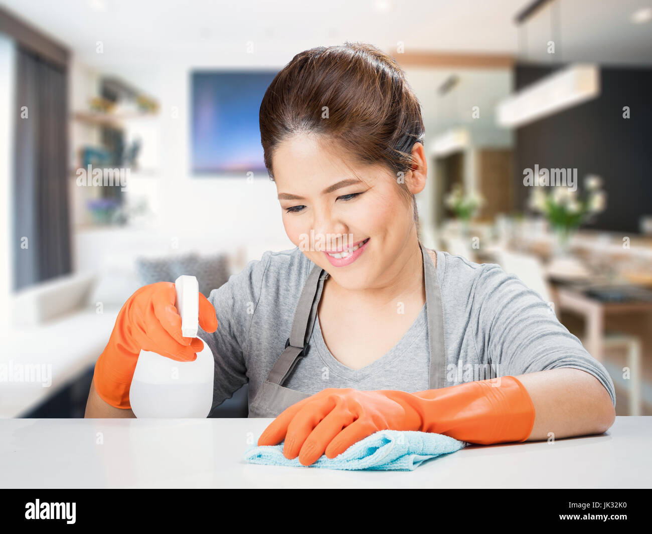 Asian housewife hi-res stock photography and images - Alamy