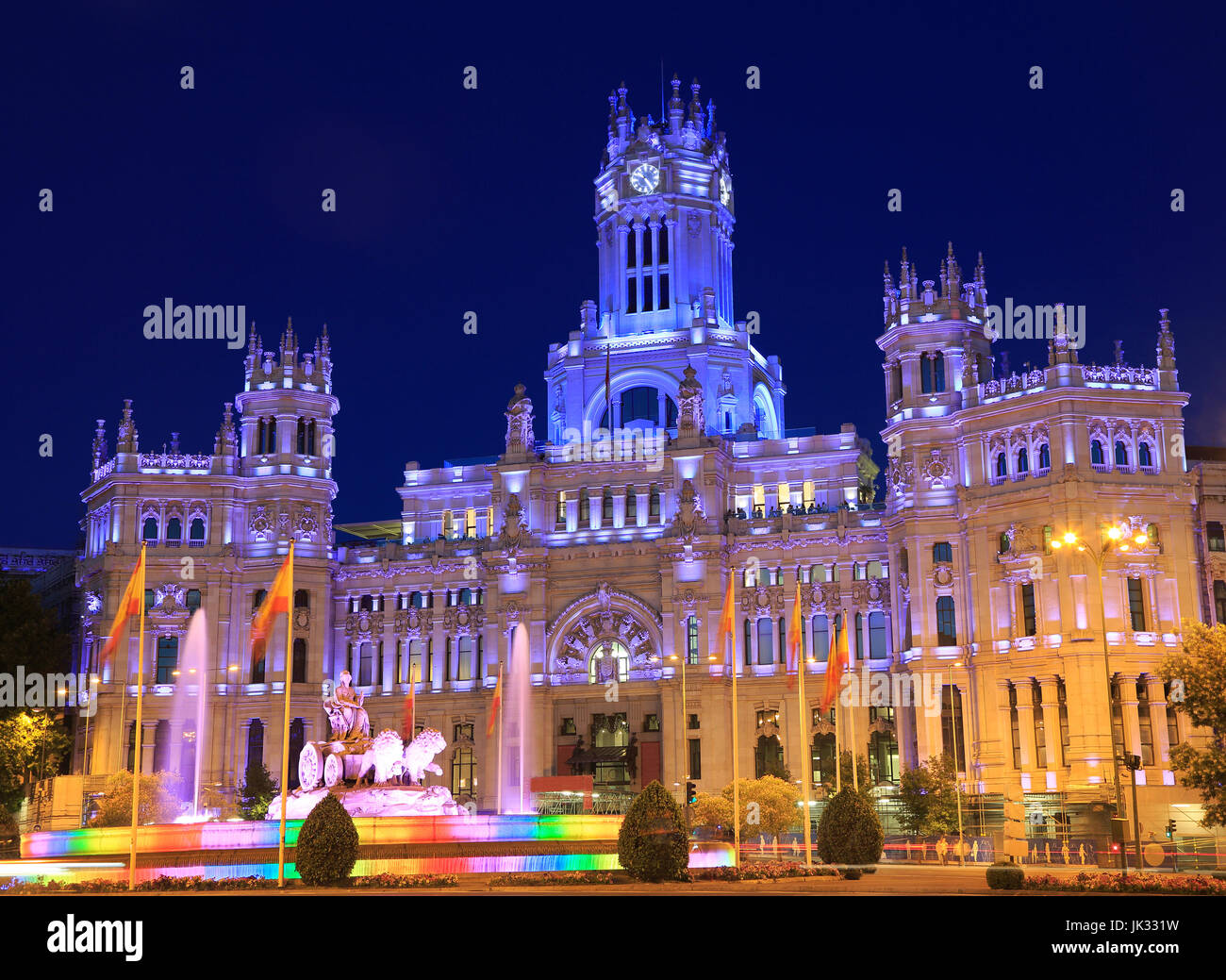 Plaza de la Cibeles (Cybele's Square) - Central Post Office (Palacio de ...