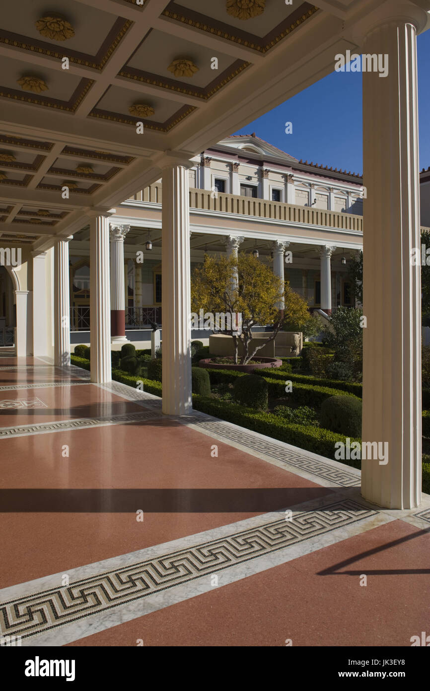 USA, California, Los Angeles, Pacifc Palisades, Getty Villa Museum ...