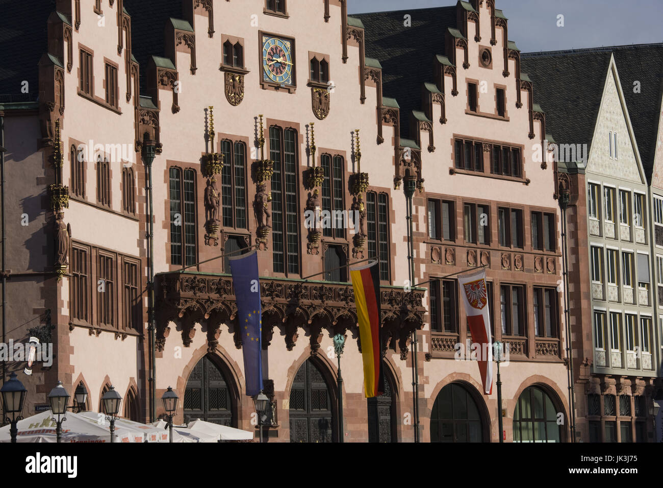 Romerberg square buildings hi-res stock photography and images - Alamy