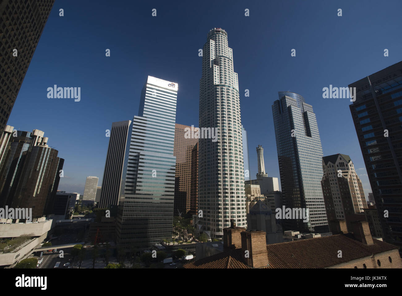 The standard los angeles rooftop hi-res stock photography and images ...