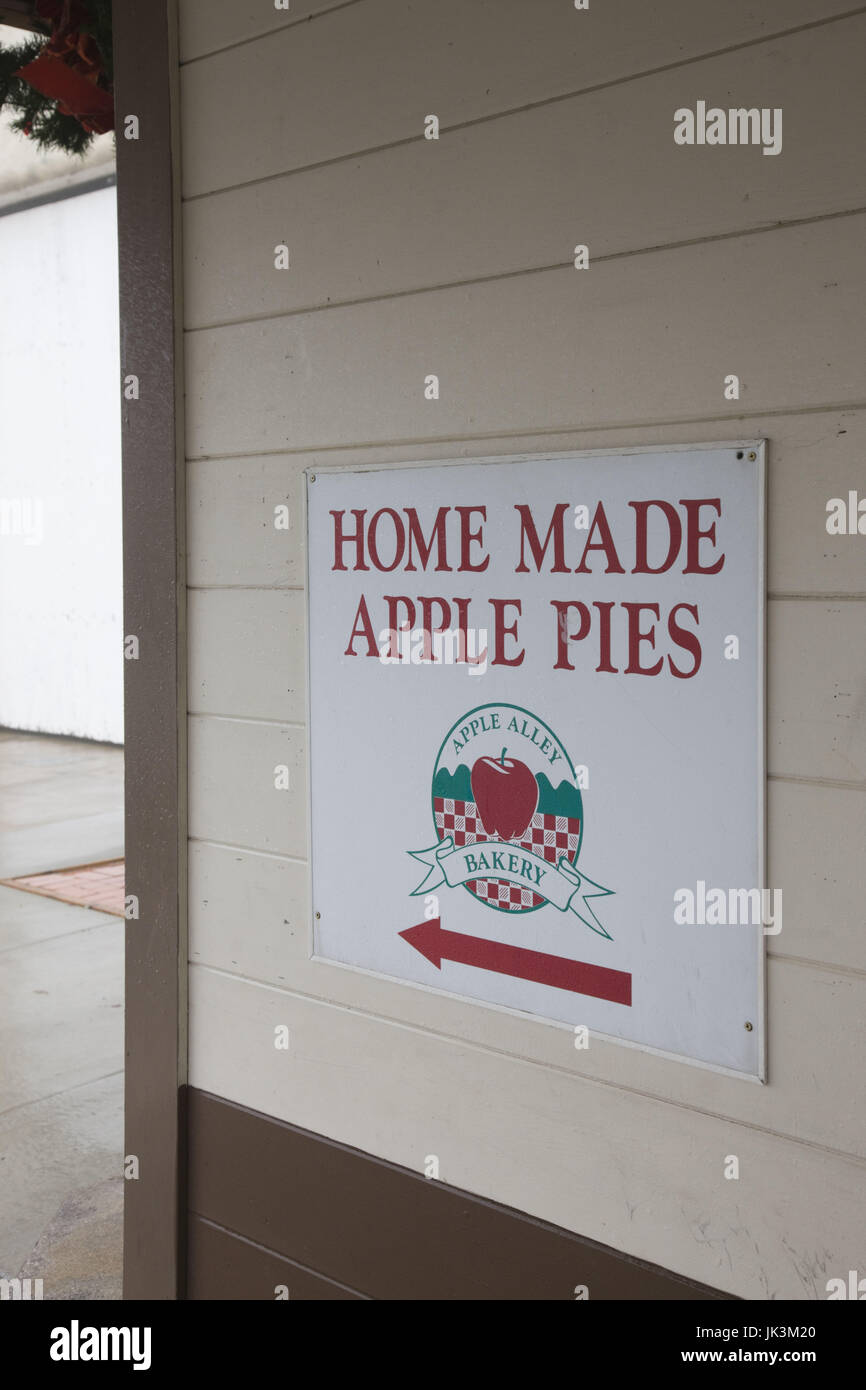 USA, California, Julian, Sign for pieshop Stock Photo - Alamy