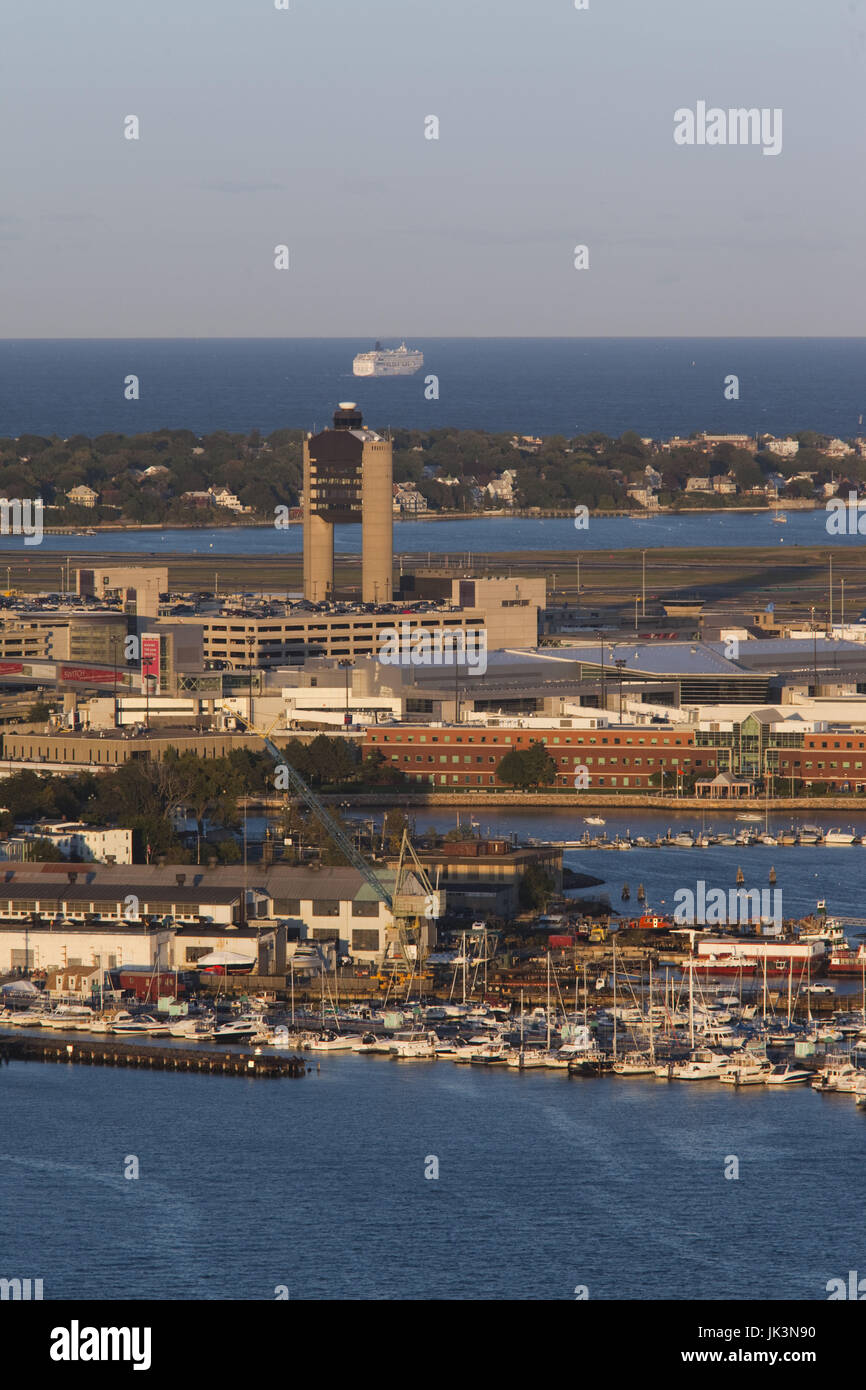 Logan airport hi-res stock photography and images - Alamy