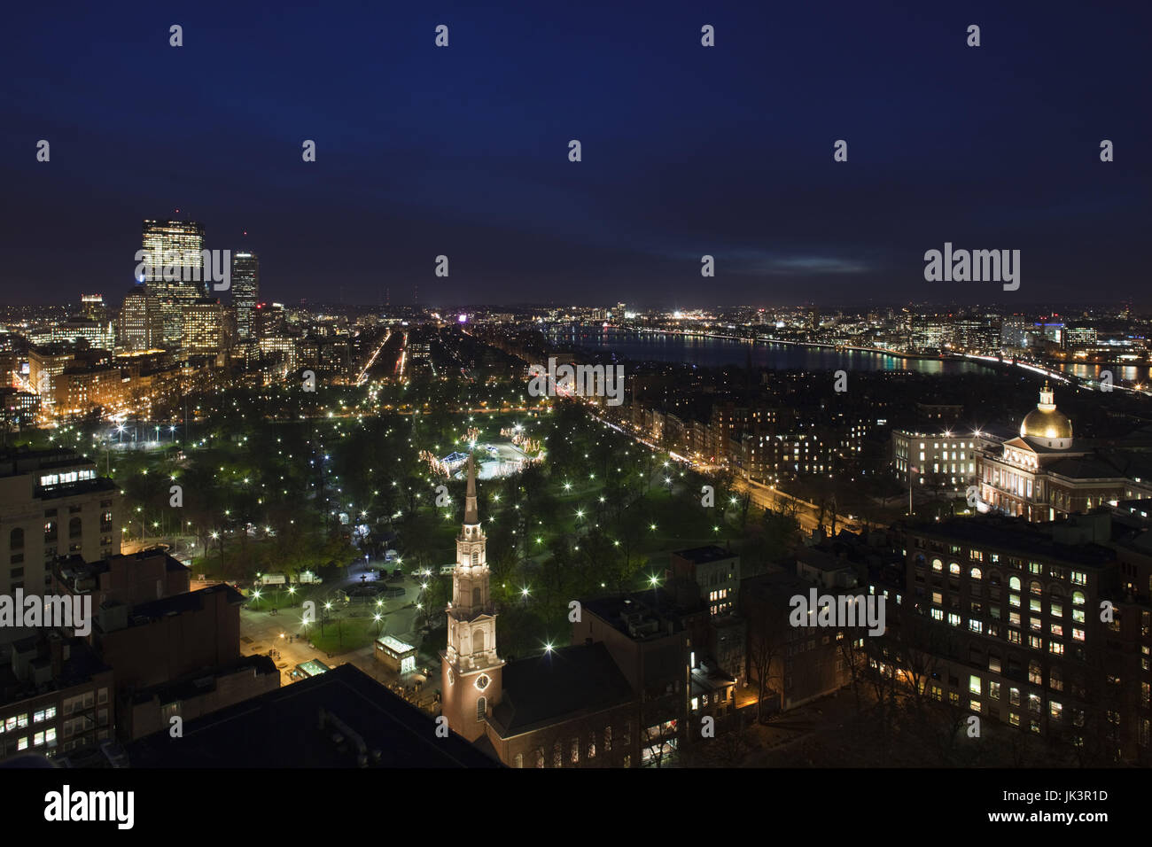 USA, Massachusetts, Boston, Back Bay, Boston Common, Park Street Church ...
