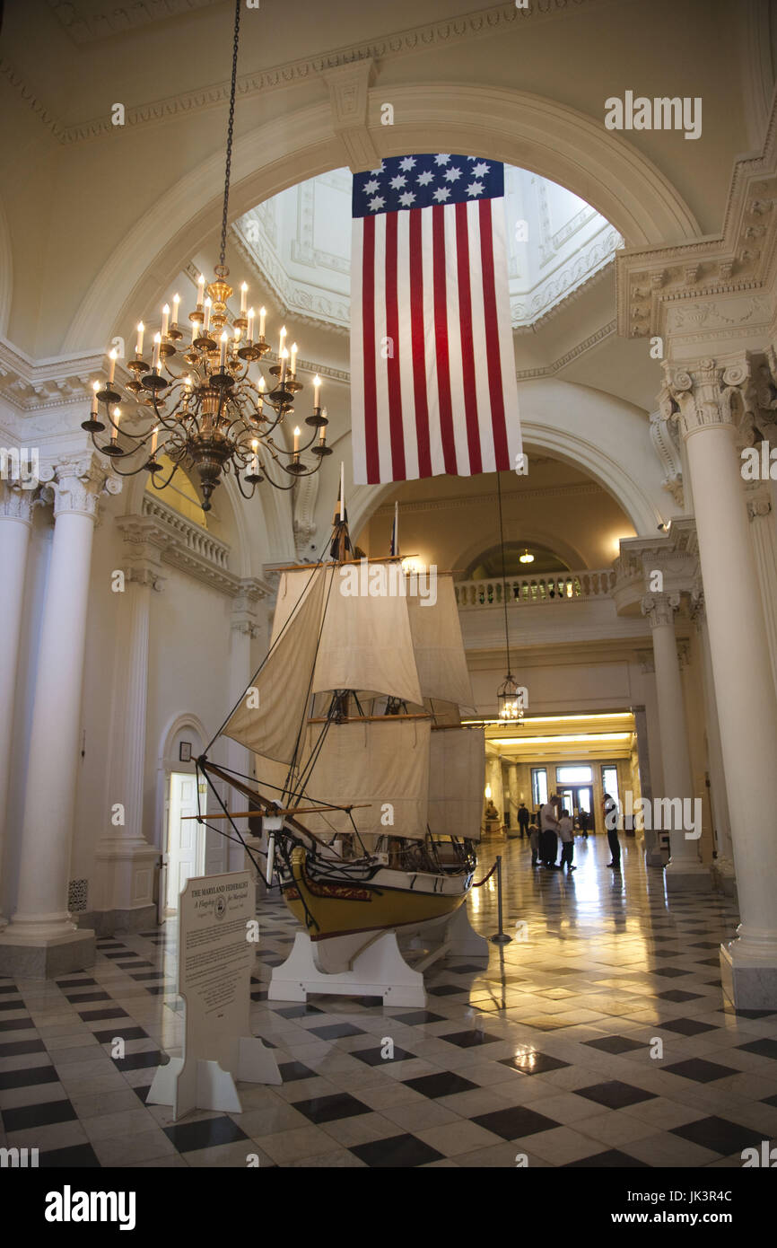 Federalist architecture hi-res stock photography and images - Alamy