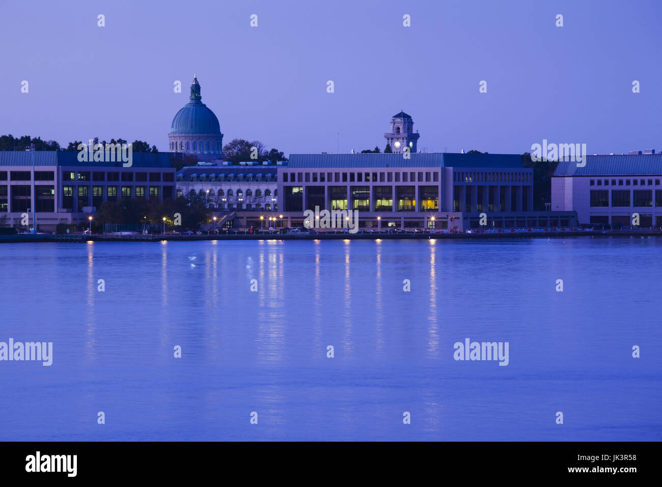 USA, Maryland, Annapolis, US Naval Academy from the Severn River, dawn ...