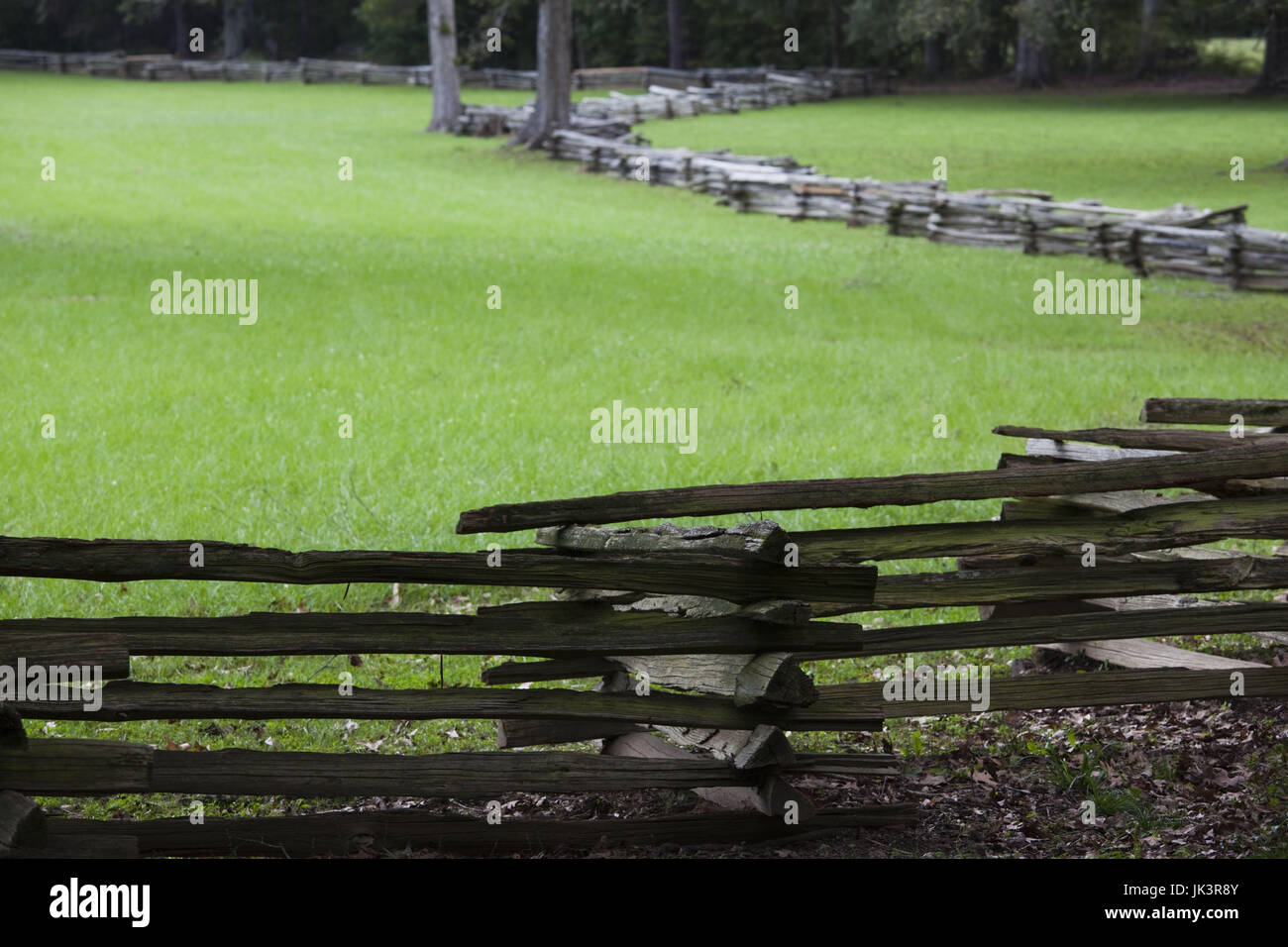 USA, Mississippi, Natchez, Natchez Trace Parkway, Mount Locust Inn and ...
