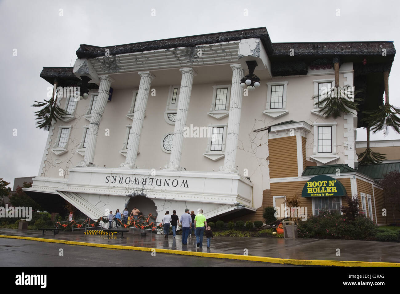 USA, Tennessee, Pigeon Forge, Wonderworks, upside-down indoor amusement ...