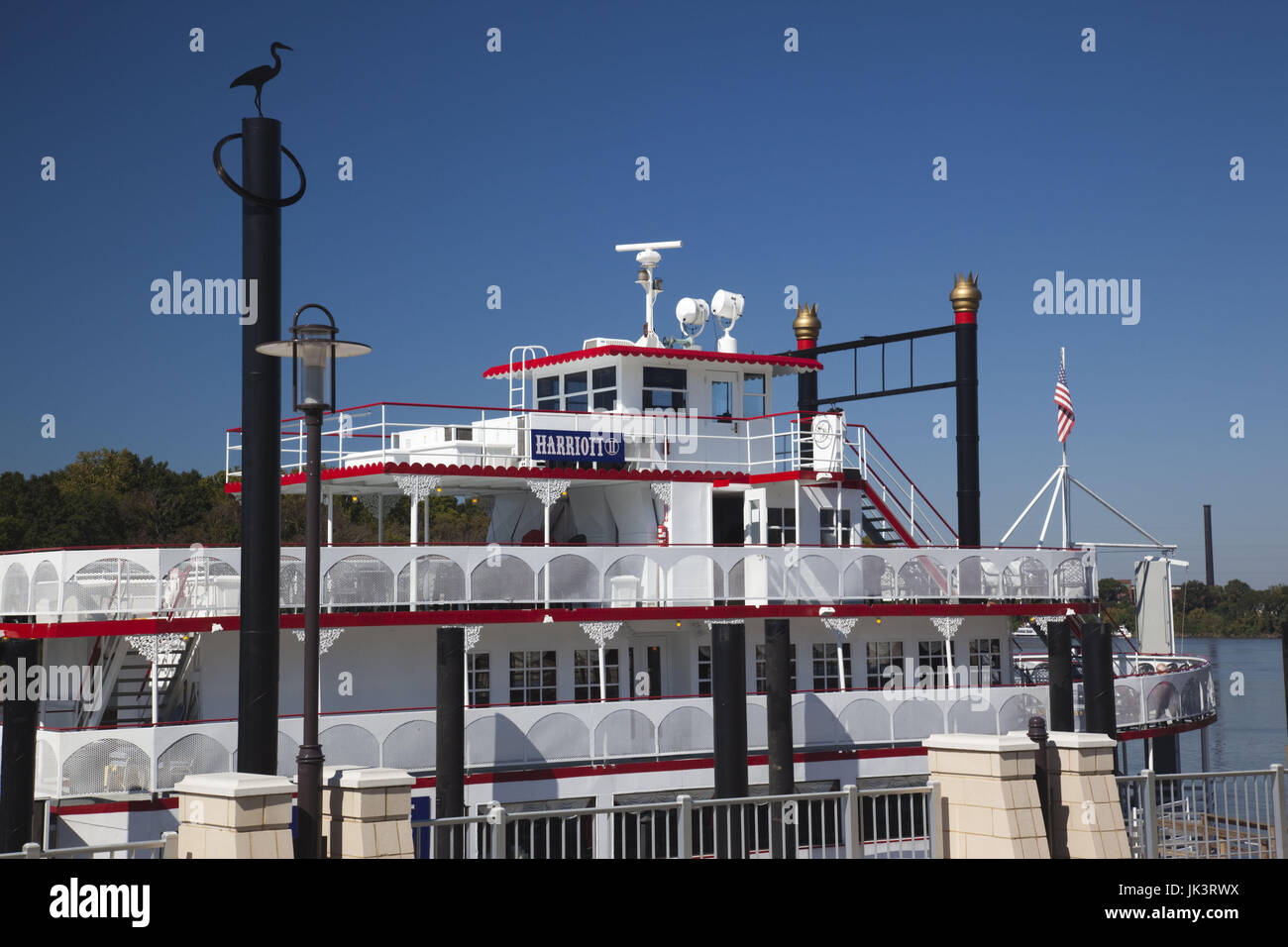 Paddlewheel riverboat hi-res stock photography and images - Alamy