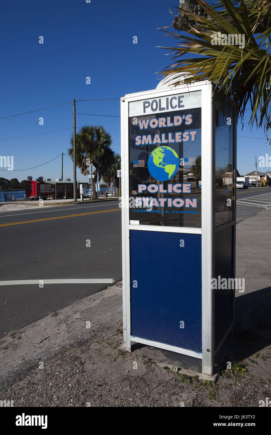Police booth hi-res stock photography and images - Alamy