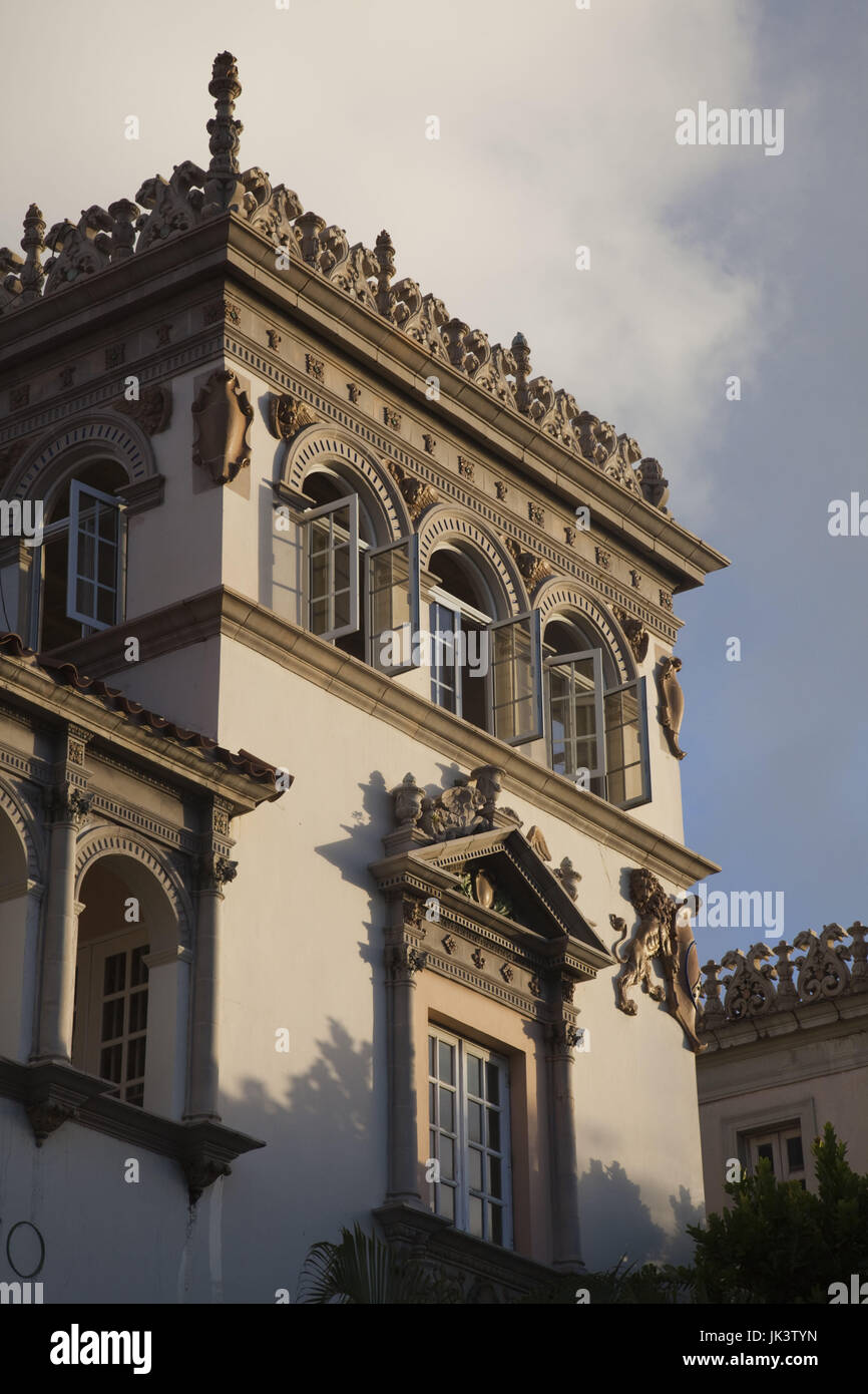 Puerto Rico, San Juan, El Capitolio, School of Tropical Medicine ...