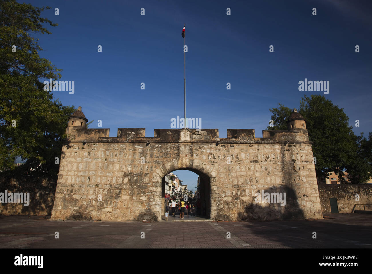 Puerta del conde hi-res stock photography and images - Alamy