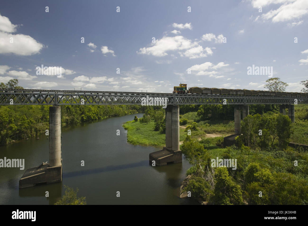 Sugar cane train over the pioneer river hi-res stock photography and ...