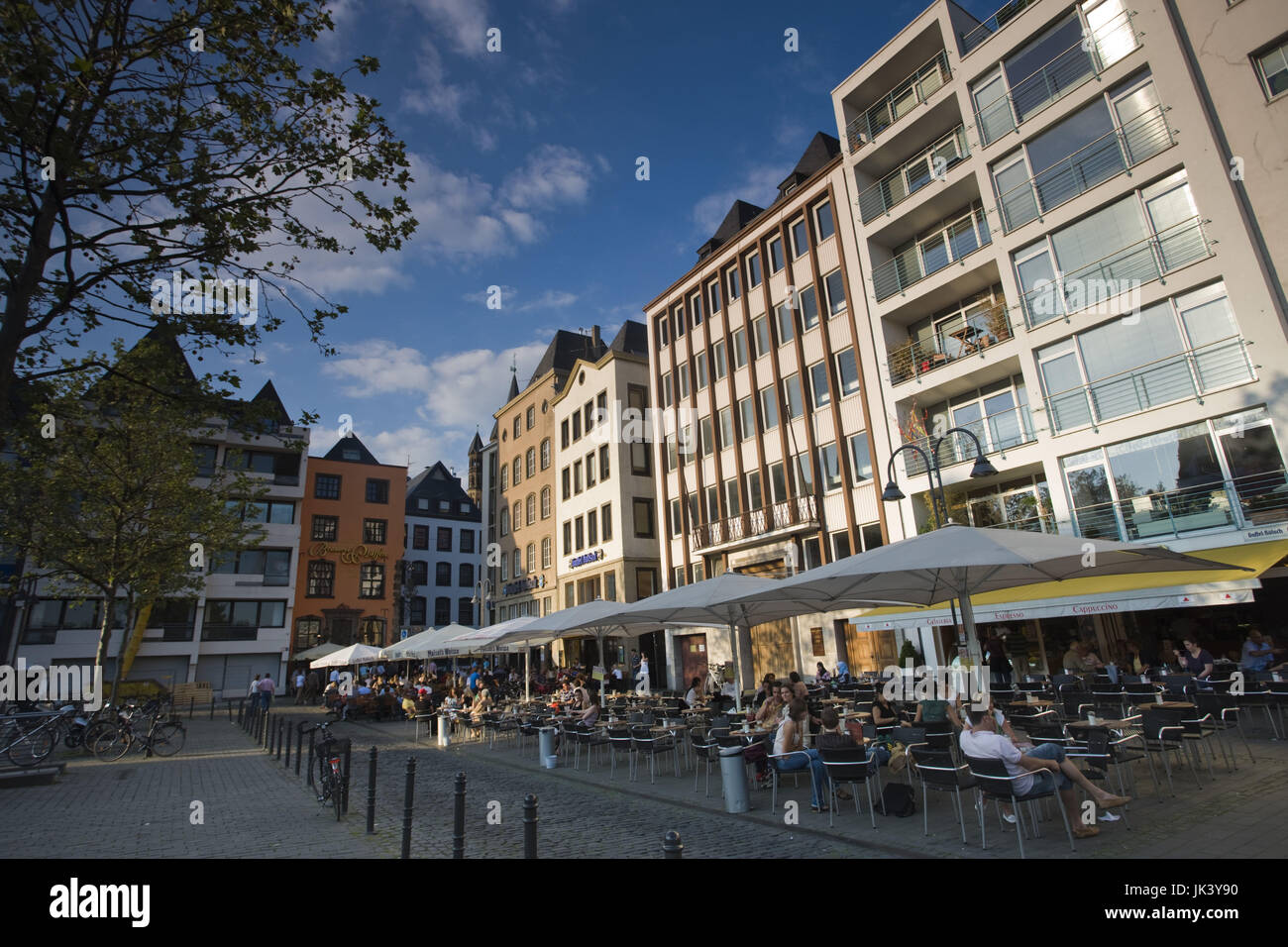 Germany, Nordrhein-Westfalen, Cologne, outdoor cafes, Old Town ...