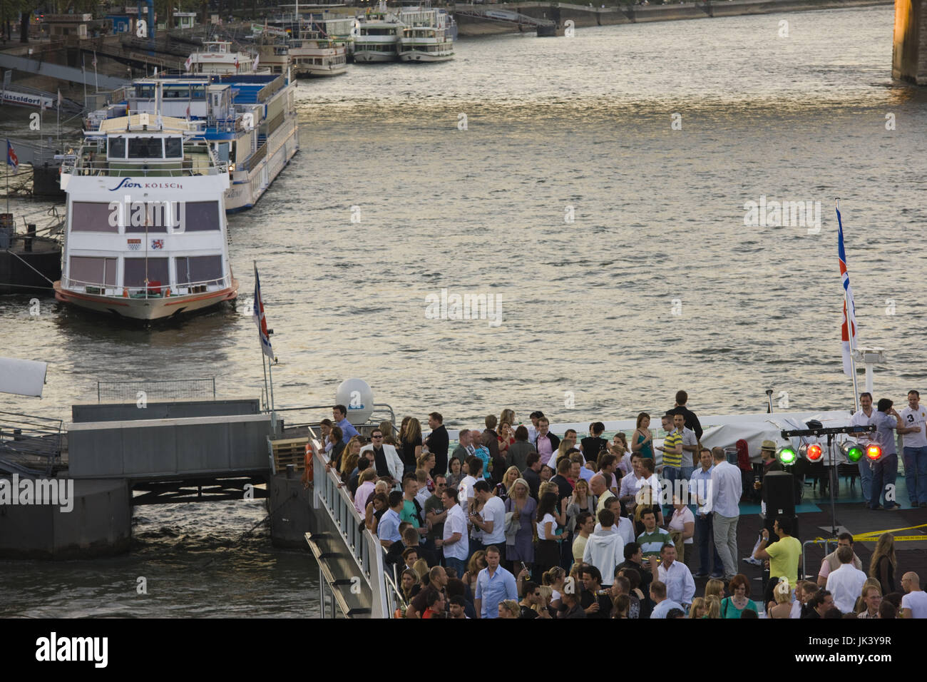 Rhein river cruise boat party crowd hi-res stock photography and images ...