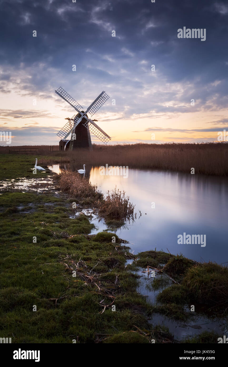 The fens norfolk hi-res stock photography and images - Alamy