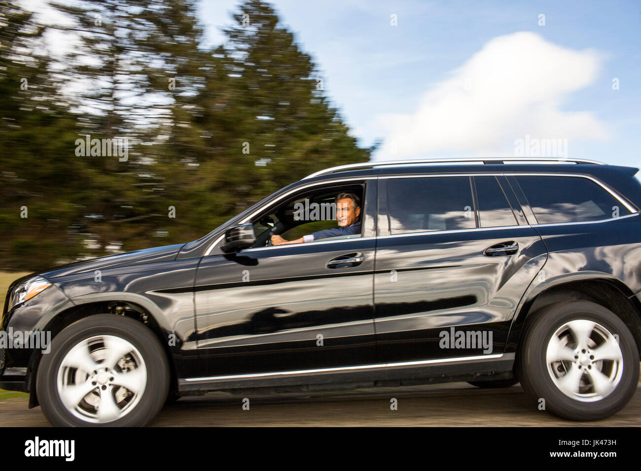 Man driving in car hi-res stock photography and images - Alamy