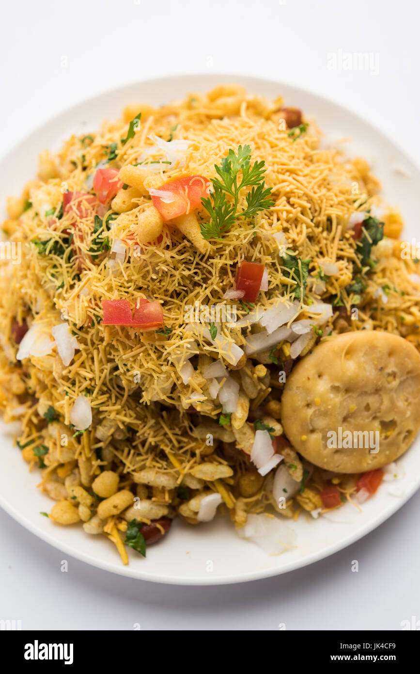 Bhel puri hi-res stock photography and images - Alamy