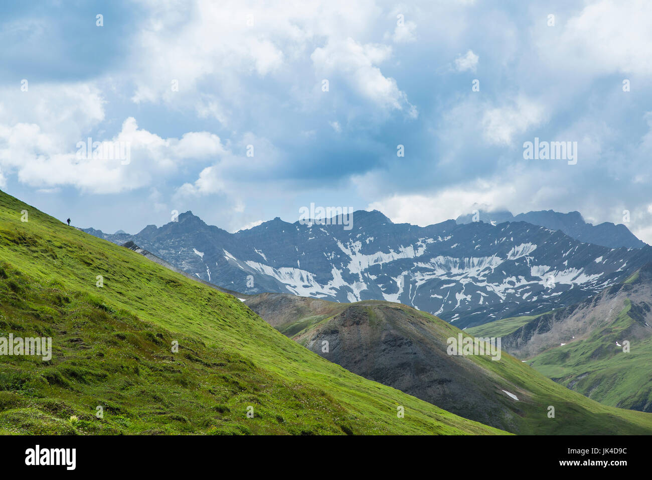 Bonatti refuge hi-res stock photography and images - Alamy