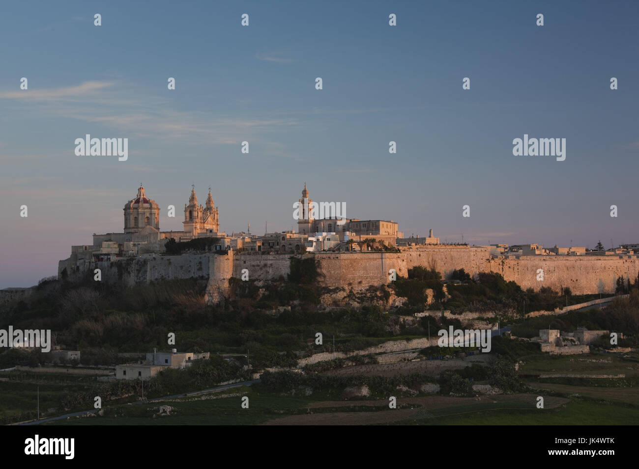 Malta, Central, Mdina, Rabat, elevated town view, dusk Stock Photo - Alamy