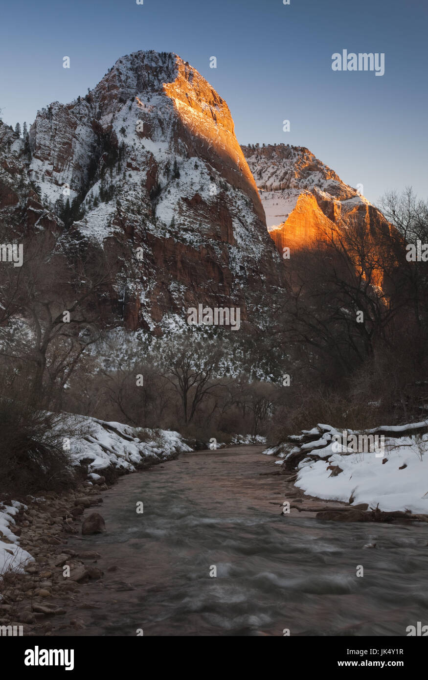 Twin brothers mountain hi-res stock photography and images - Alamy