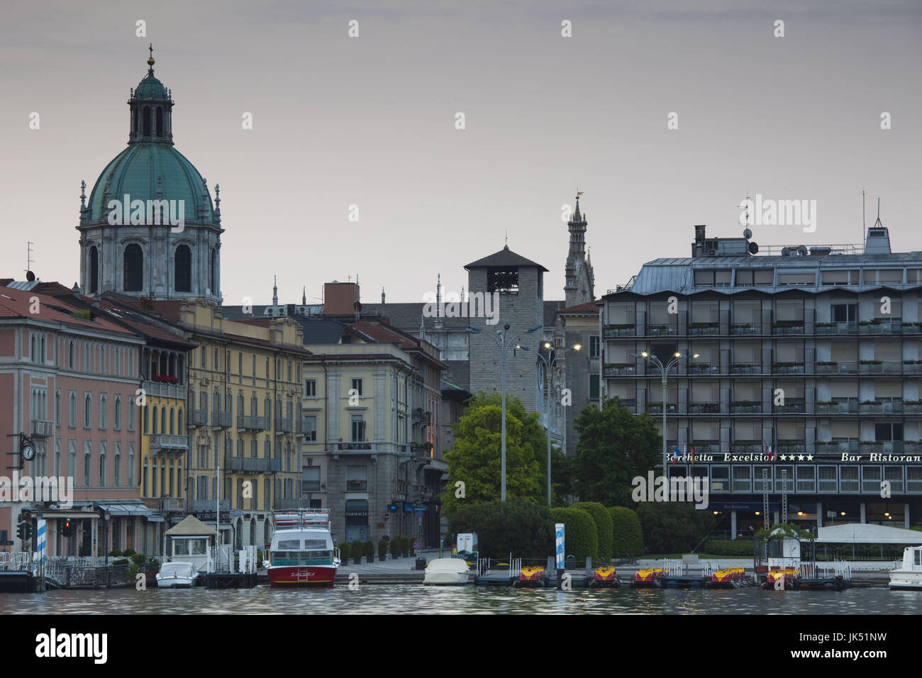 Piazza cavour from the lake hi-res stock photography and images - Alamy