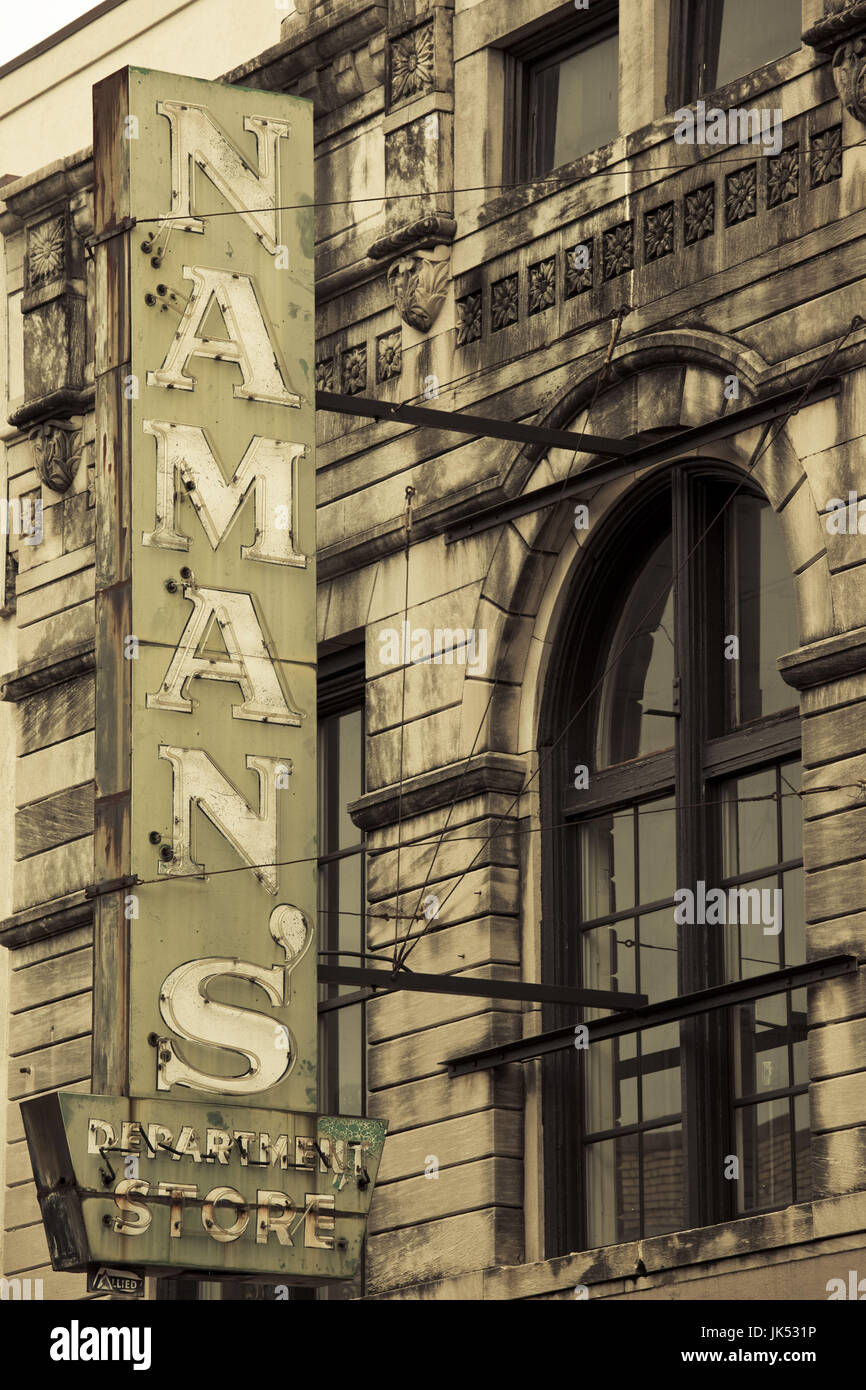 Old sign for namans store hi-res stock photography and images - Alamy