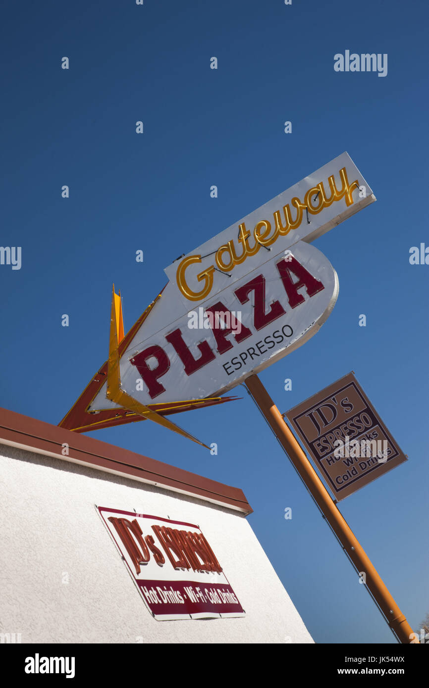 Rt sign hi-res stock photography and images - Alamy